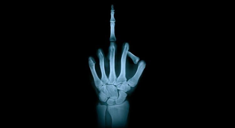 Der provokante Tag der Mittelfinger am 1. August